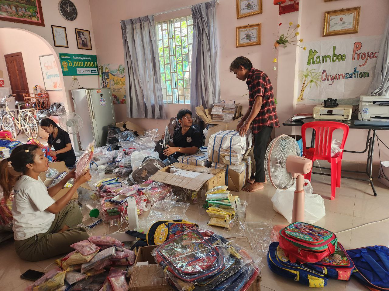 School supplies distribution - Kamboo Project